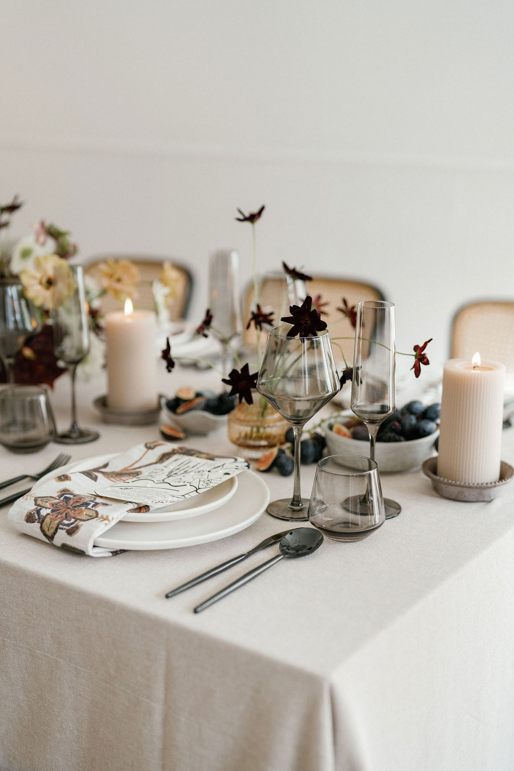 Modern & Edgy Wedding Inspiration in San Francisco - barielexa.com