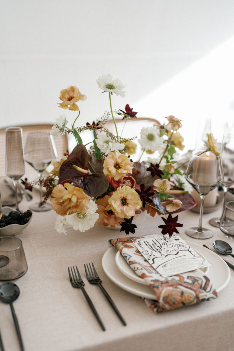 Modern & Edgy Wedding Inspiration in San Francisco - barielexa.com