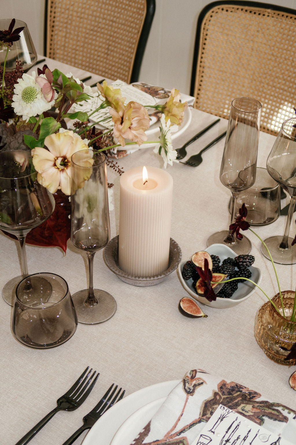 Modern & Edgy Wedding Inspiration in San Francisco - barielexa.com